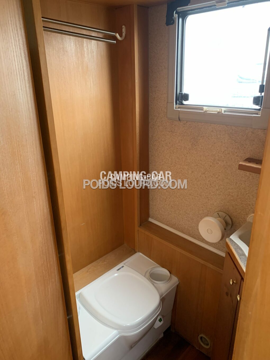 Camping-Car sur Base Man avec garage 59000€ A débattre – CAMPING CAR ...