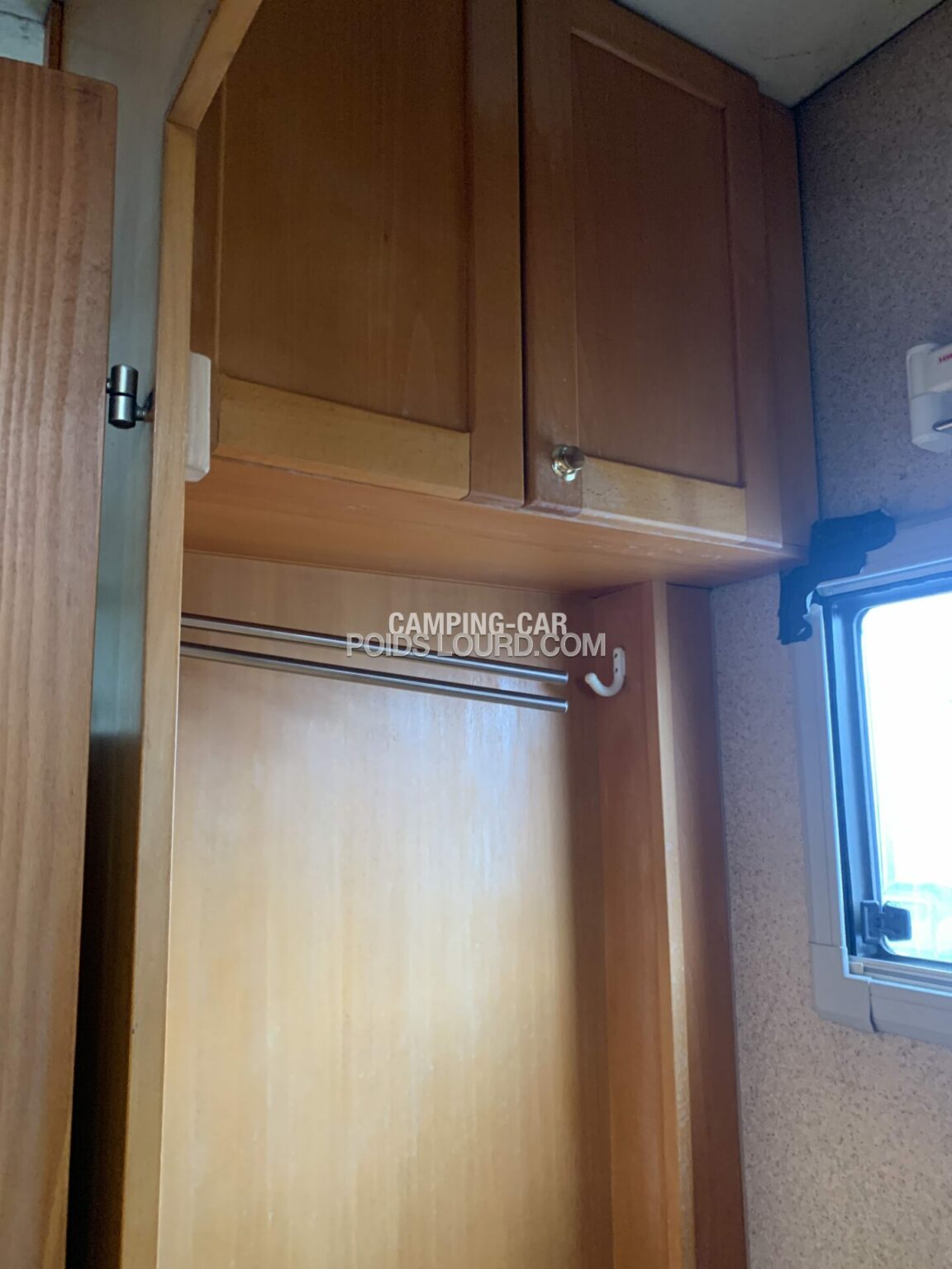 Camping-Car sur Base Man avec garage 59000€ A débattre – CAMPING CAR ...